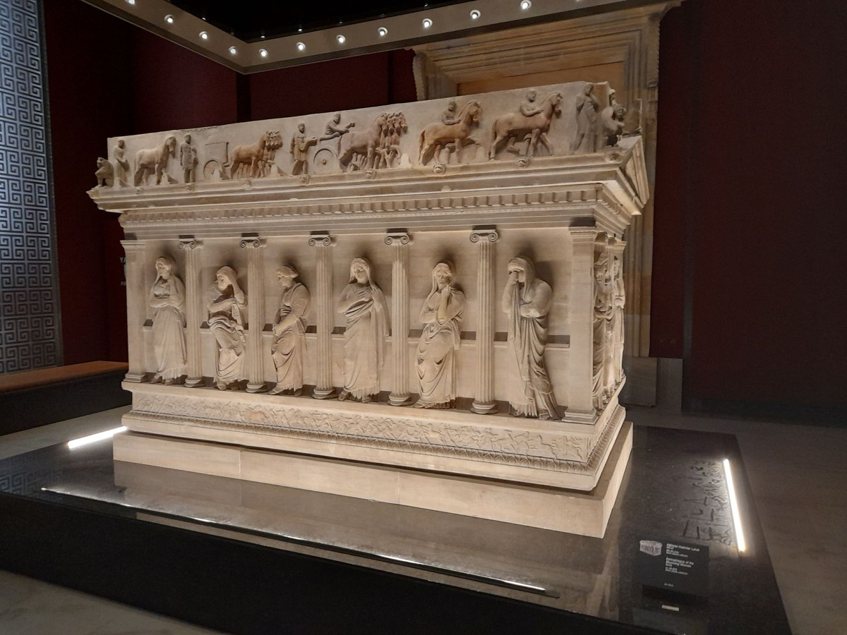 Сокровища древней Анатолии: экскурсия в Археологический музей Стамбула ...