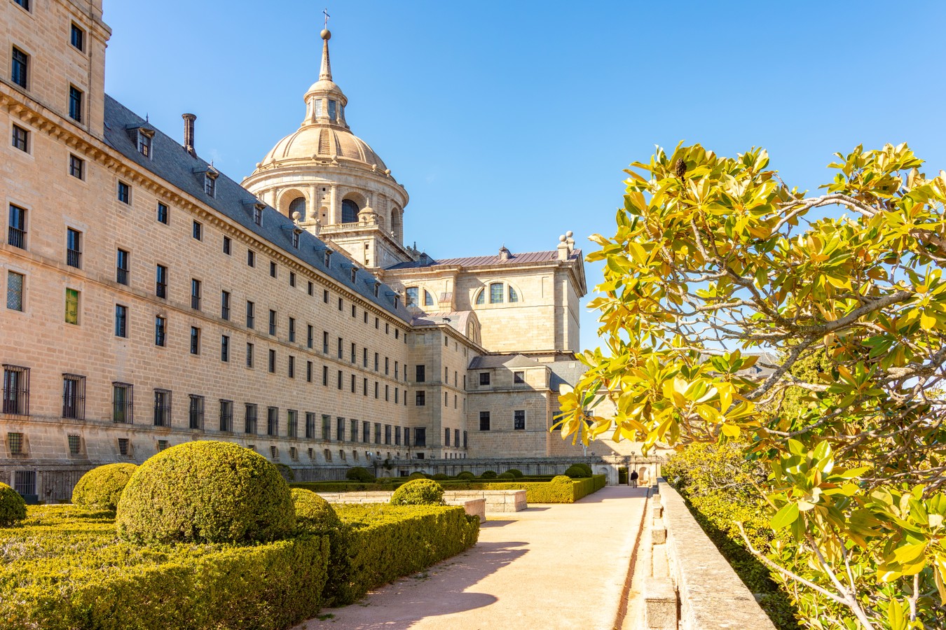 Из Мадрида — в атмосферный Эль-Эскориаль (на поезде или автобусе) 🧭 цена экскурсии €200, отзывы ...